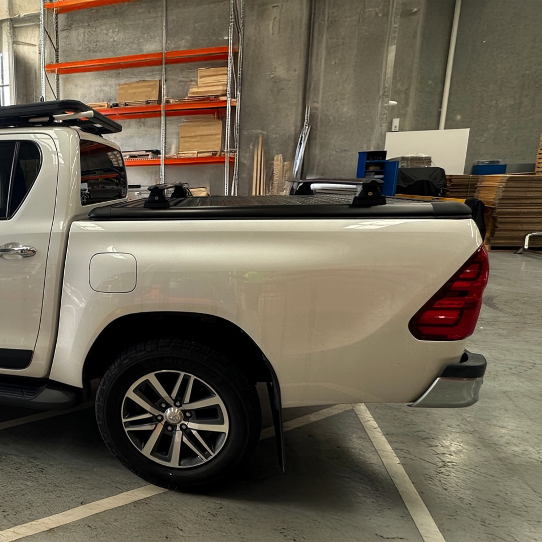 Cross Bars for Aluminium Hard Lid – Maxliner Australia