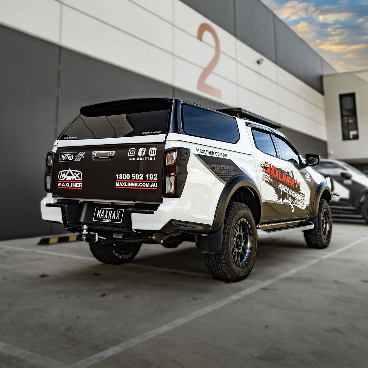 Maxliner Isuzu D-MAX 2024+ Venture Canopy - tailgate update – Maxliner ...