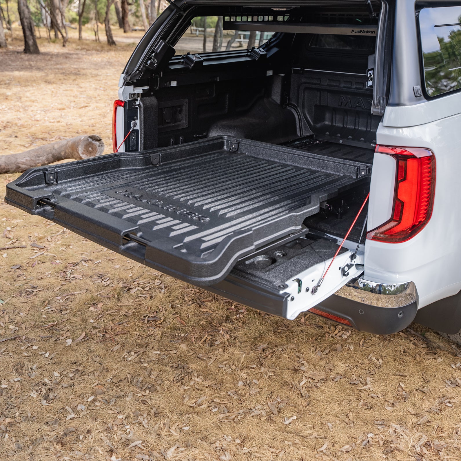 MV Mitsubishi Triton Extended Sliding Tray – Maxliner Australia